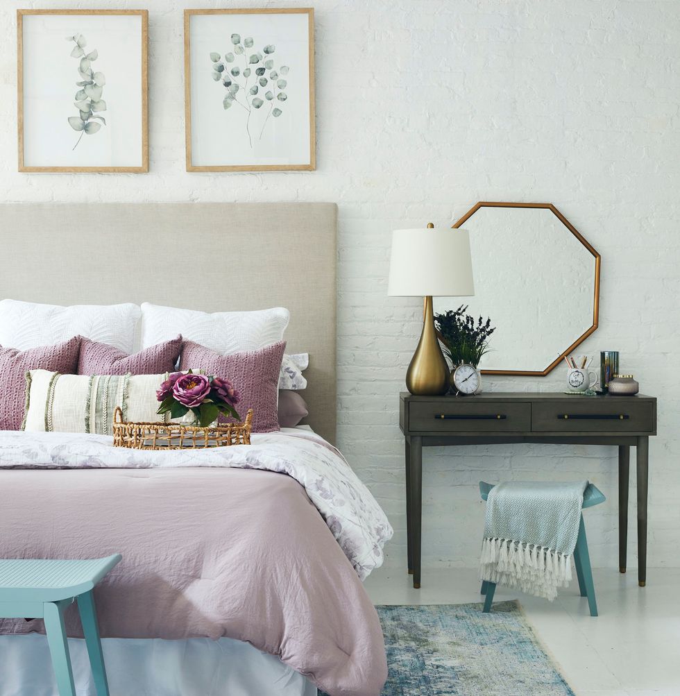 Easy, Cheap Ways to Vamp Up Your Living Space | The Odyssey Online