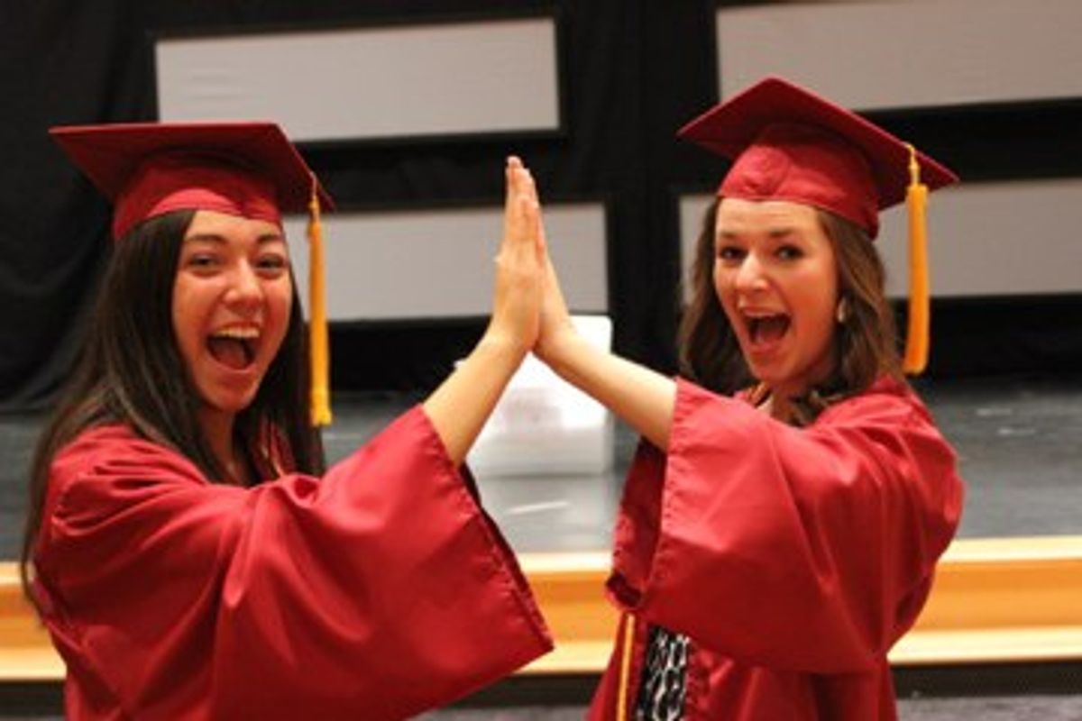 10 Reasons You Need To Thank Your High School Best Friend