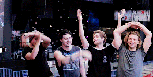 How I Accidentally Became A Fan Of 5 Seconds Of Summer | The Odyssey Online