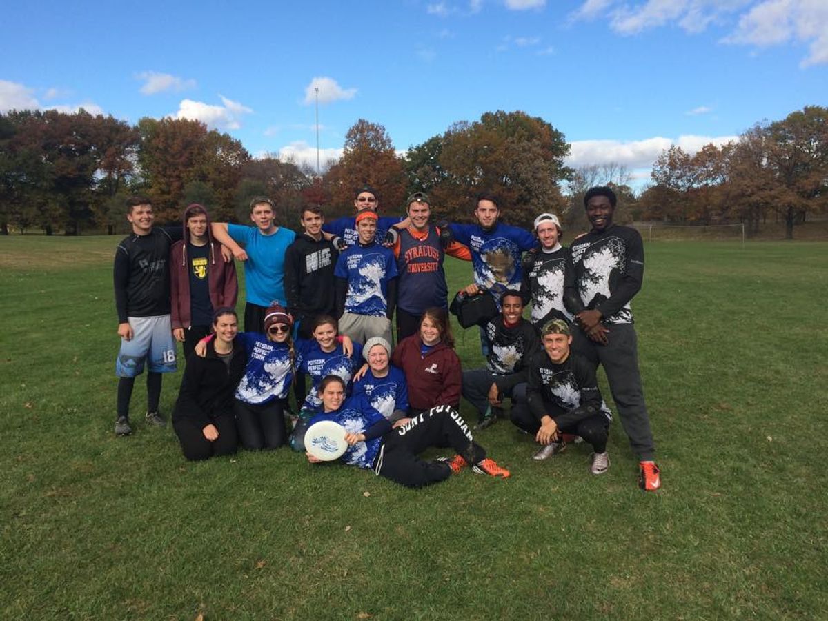 9 Reasons You Should Join Your College's Ultimate Frisbee Team | The ...