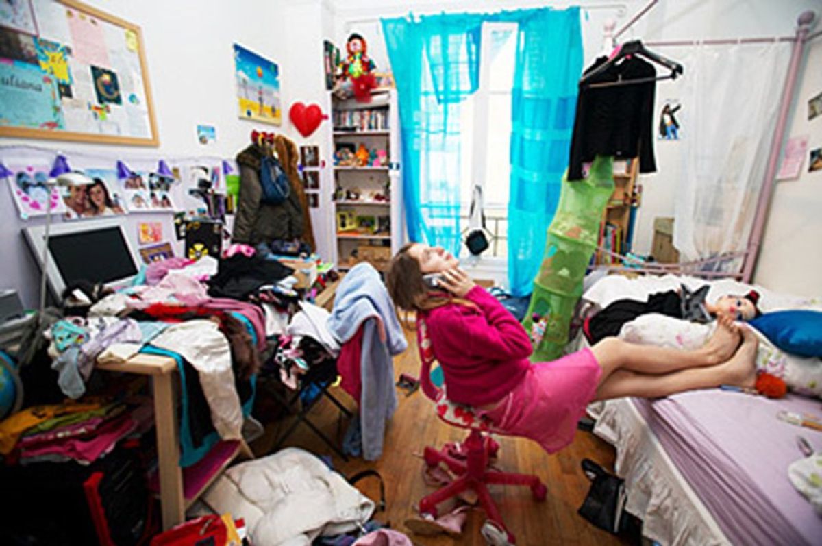 9 Things You'll Find Hidden In A Messy Room | The Odyssey Online