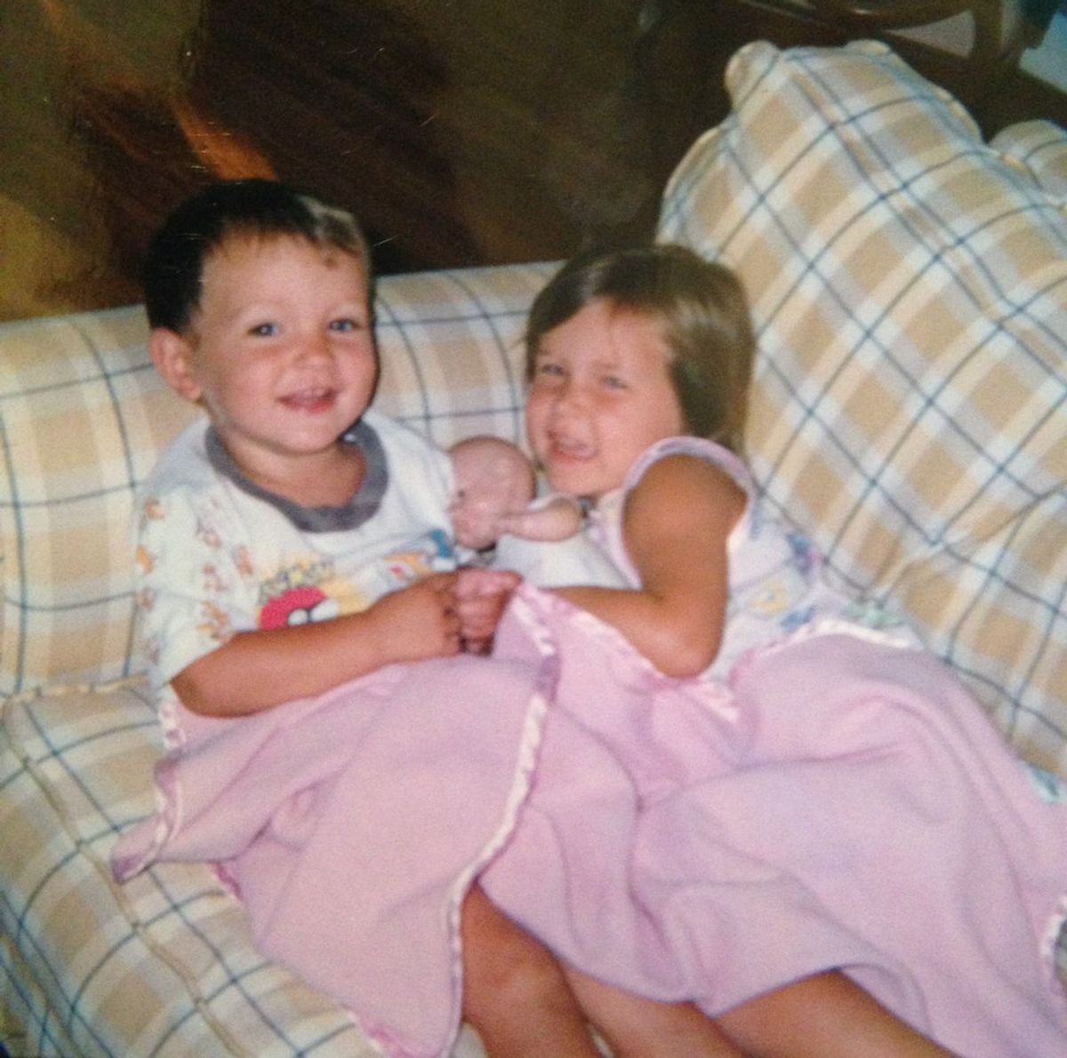 The Pros And Cons Of Being The Older Sibling - The Odyssey Online