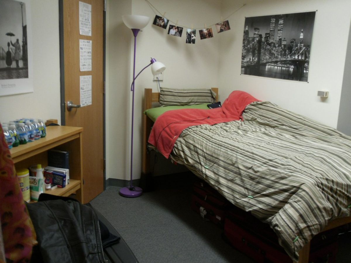 The Pros And Cons Of Having A Single Room | The Odyssey Online