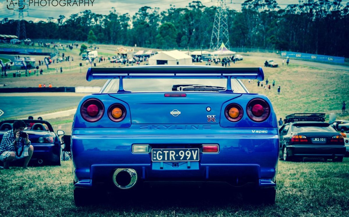 13 Signs You're Dating A Car Guy | The Odyssey Online