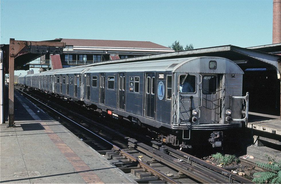 A Tribute to NYC's R32 Subway Cars | The Odyssey Online