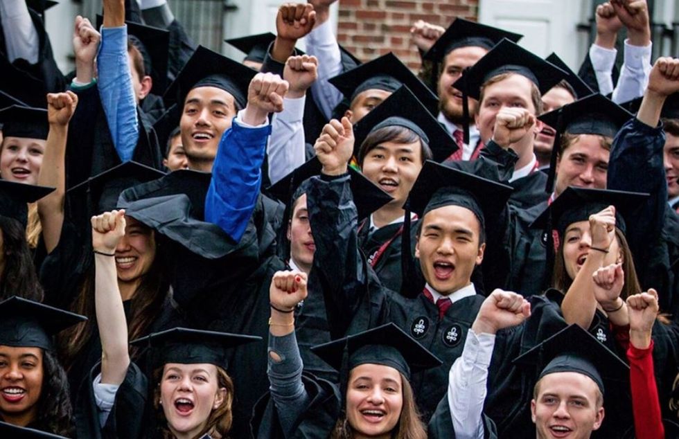 From Senioritis to Graduation: The 15 Stages of College Seniors | The ...