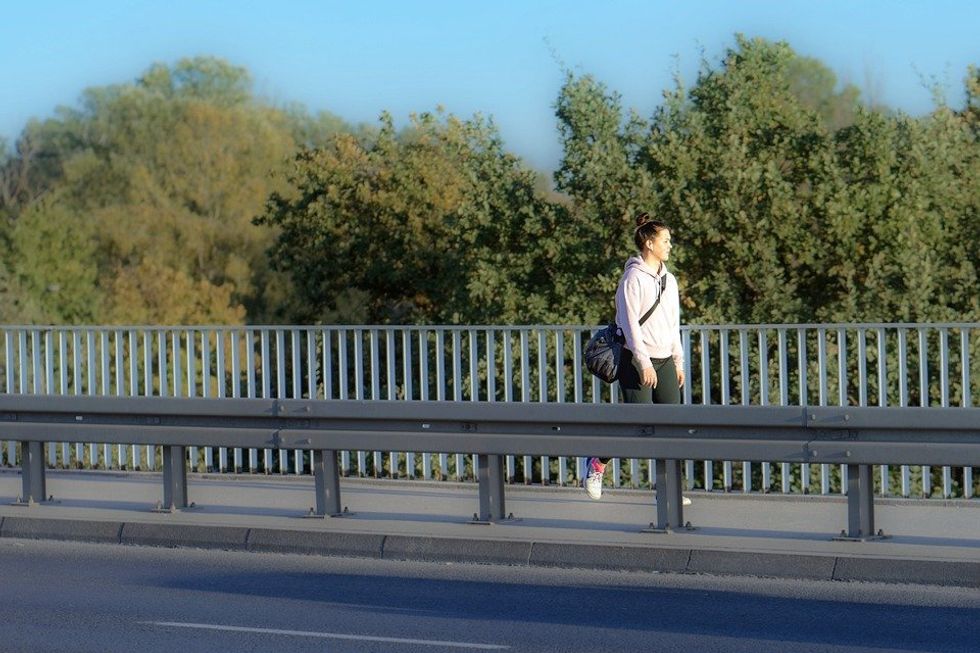 How It Feels To Take A Walk Outside | The Odyssey Online