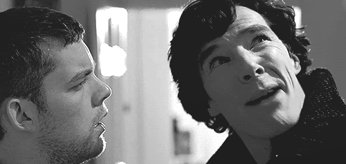 The Daily Experience Of A Retail Worker, As Told By GIFs | The Odyssey ...