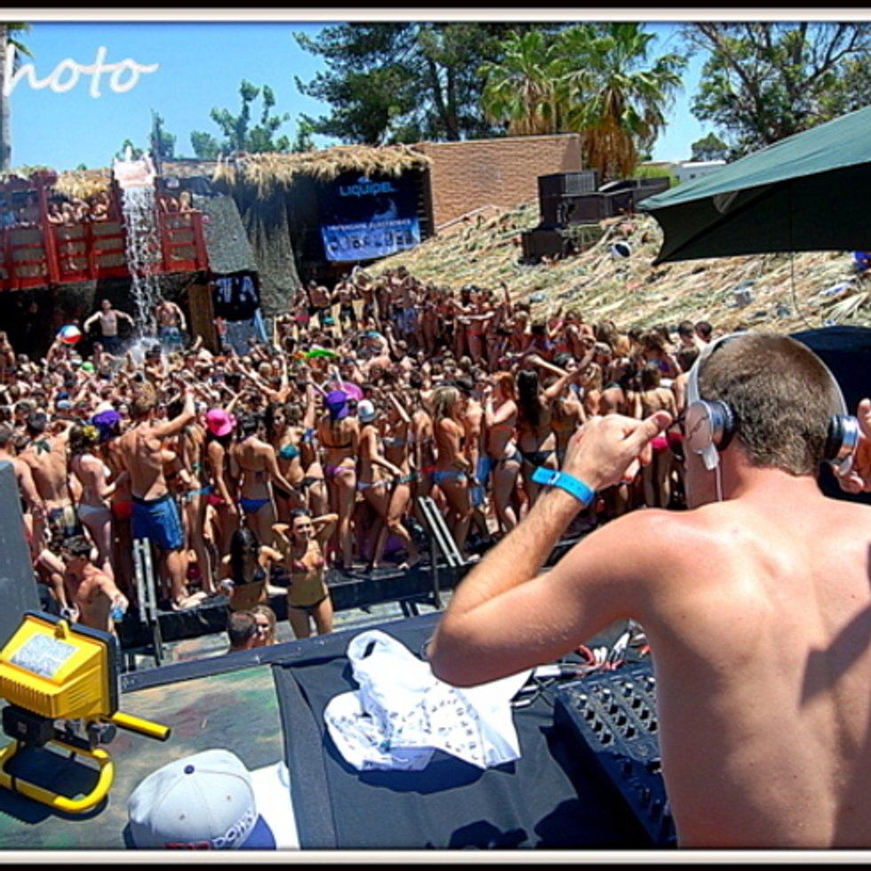 30 Fun Ideas For A Mixer | The Odyssey Online