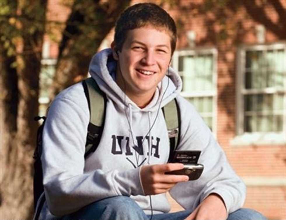 15 Ways To Spot A Freshman | The Odyssey Online