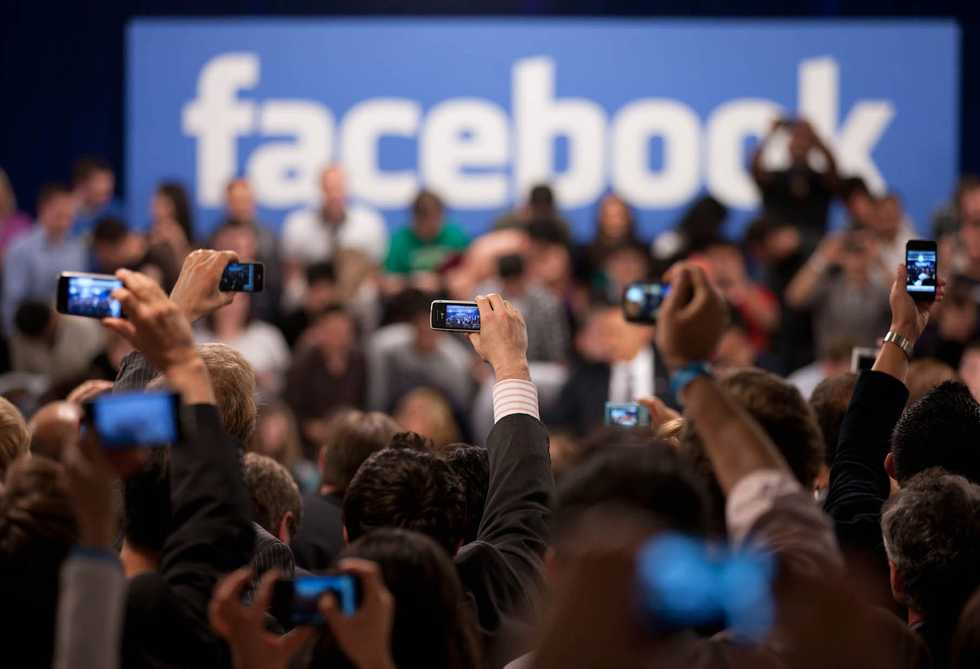 To Those Who Seek Validation Through Social Media | The Odyssey Online