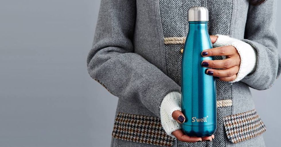 This Genius Water Bottle Keeps Your Drink Cold For 24 Hours | The ...