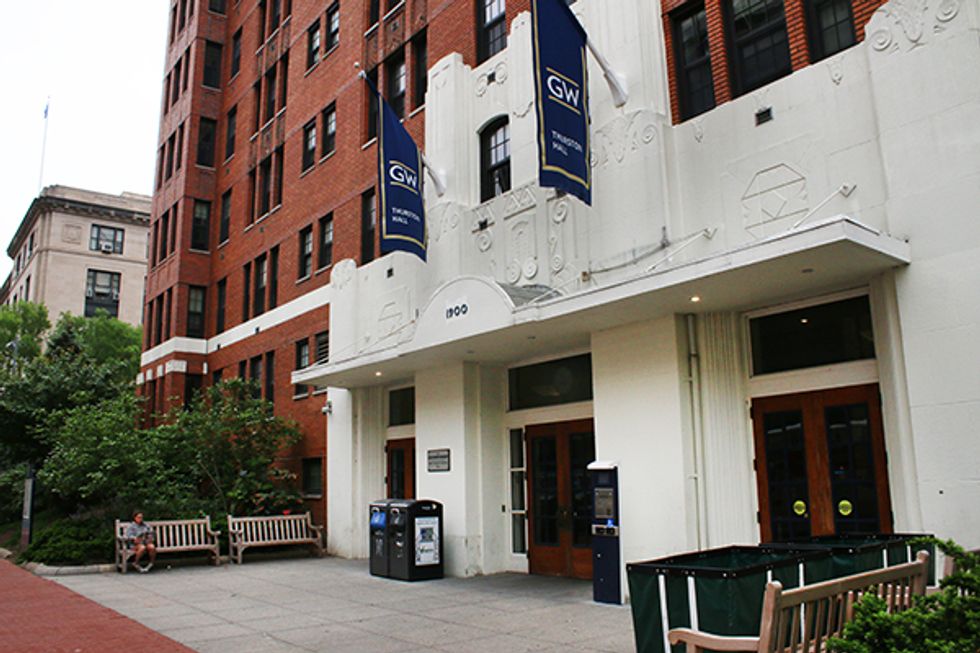 A Freshman's Guide To Thurston Hall | The Odyssey Online