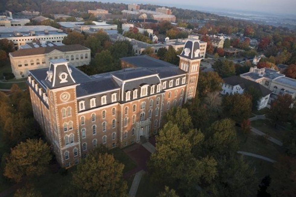 What Upperclassmen Think In 1000-Level Classes | The Odyssey Online
