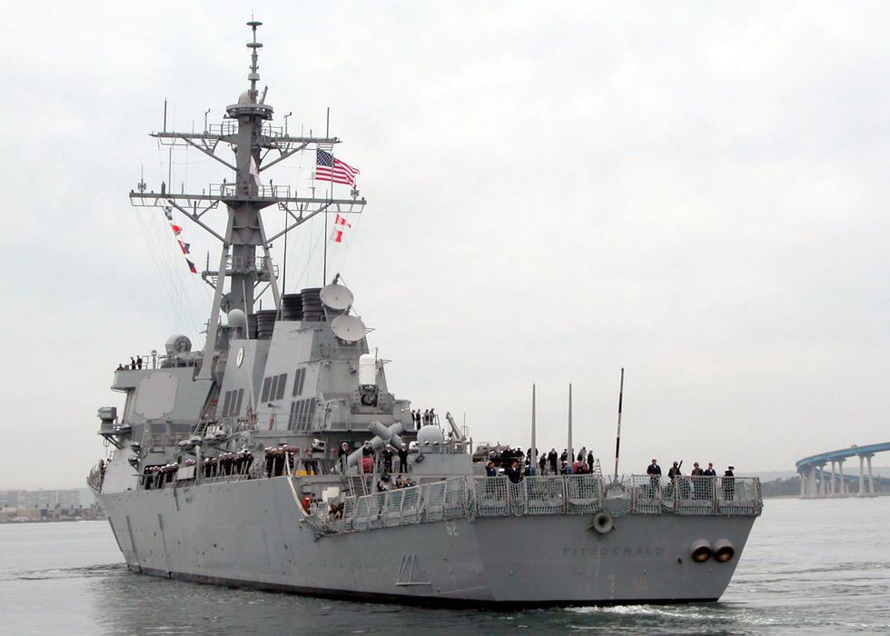 A Letter To The Crew Of The USS Fitzgerald: Those Who Made It And Those ...