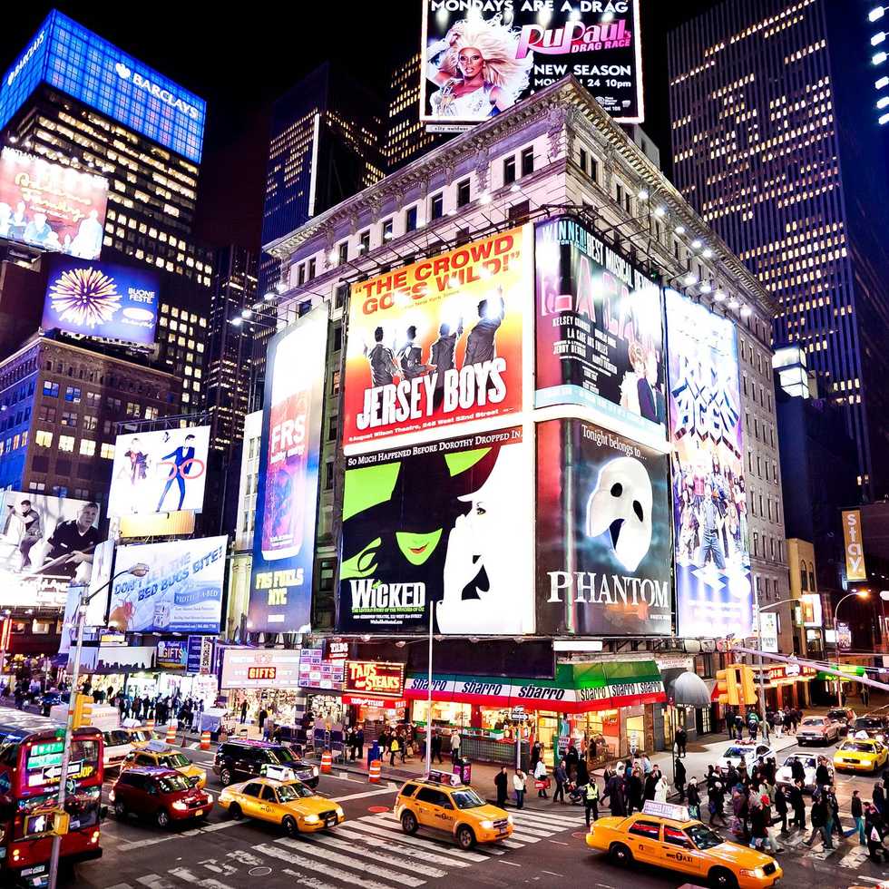 12 Musicals Every Theater Goer Must See This Year | The Odyssey Online
