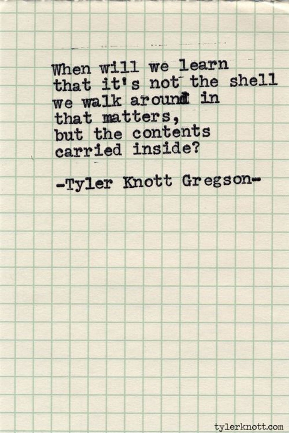 42 Poems Every Female College Student Needs To Read | The Odyssey Online