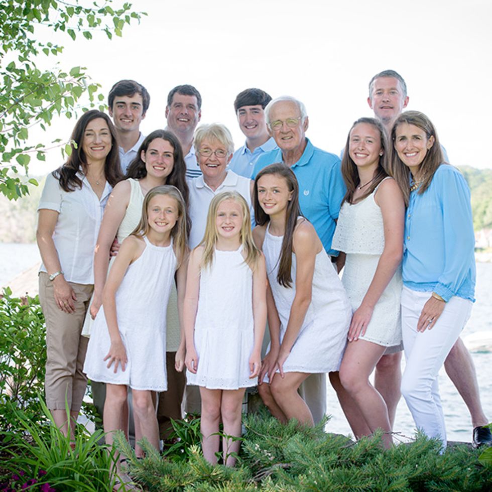 To The Kids Who Grew Up With A Close Family | The Odyssey Online