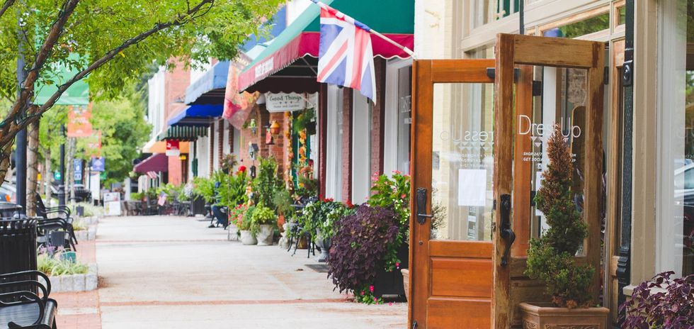 5 Delicious Eats Of Downtown Norcross | The Odyssey Online
