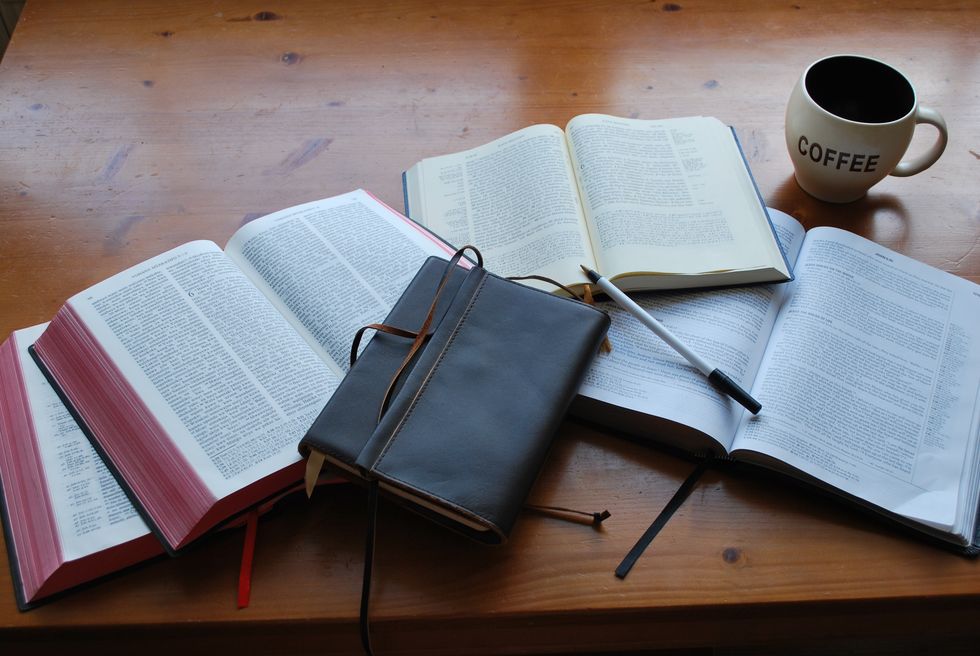 7 Bible Verses to Get You Through Your Freshman Year | The Odyssey Online
