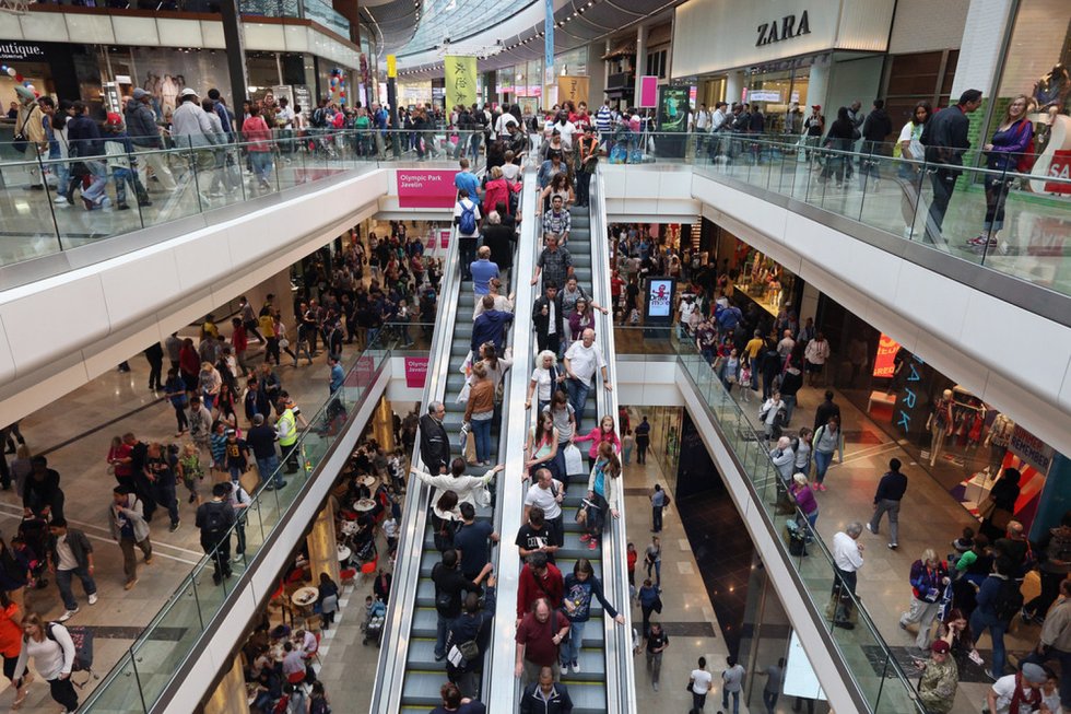 What It's Like To Get Lost At The Mall | The Odyssey Online