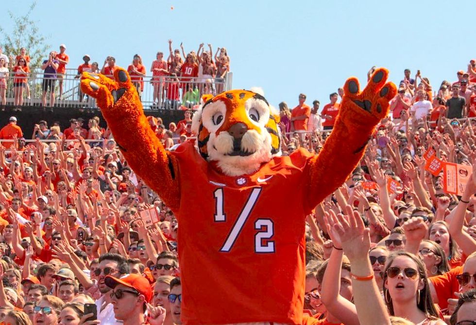 8 Stages Of Getting A Clemson Football Ticket | The Odyssey Online