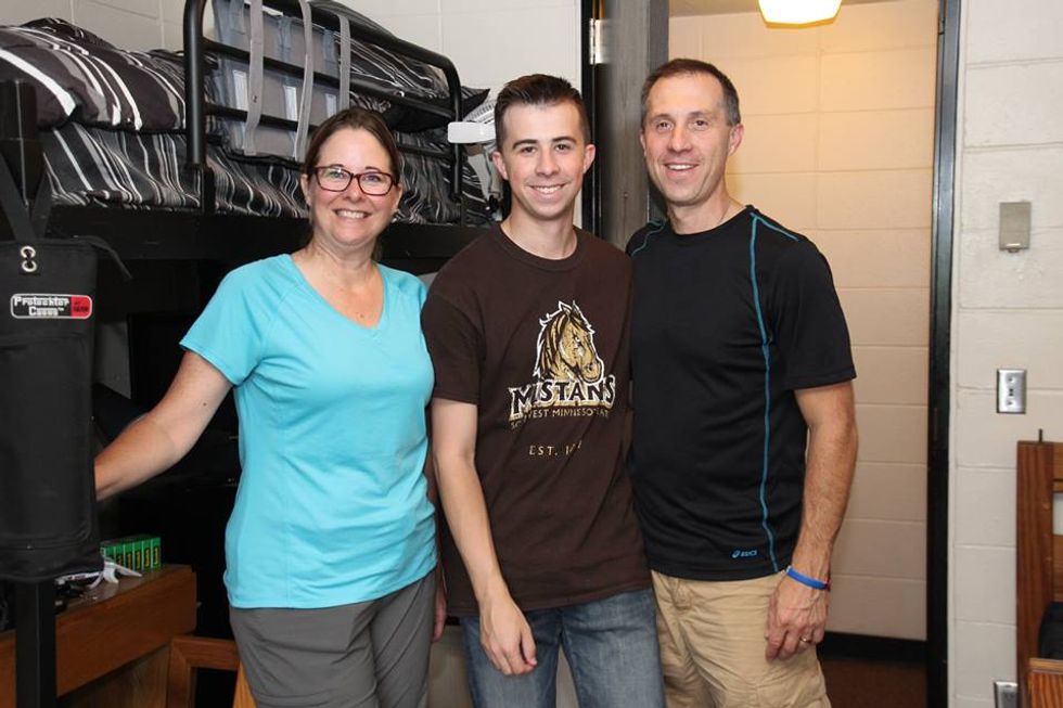 11 Things All Freshman in College Should Do | The Odyssey Online