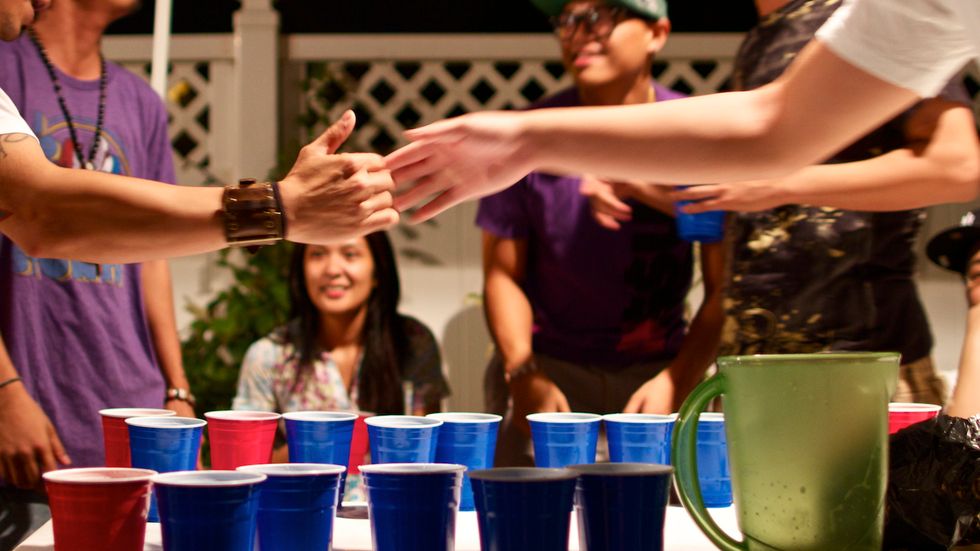 20 Songs You've Definitely Heard At LEAST 100 Times At Frat Parties ...