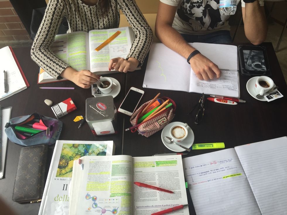 20 Things You Would Rather Endure Than Studying For Midterms | The ...