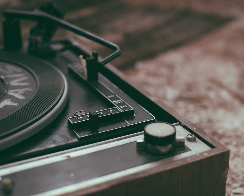 The Retro Playlist Of Your Dreams | The Odyssey Online