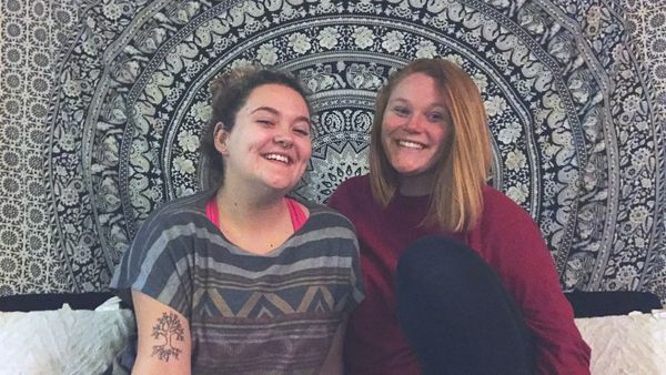 Finding A College Roommate On Facebook Vs. Going Random