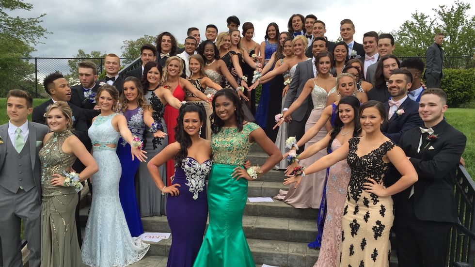 Keeping In Touch With Your High School Friends Is Worth It For These ...
