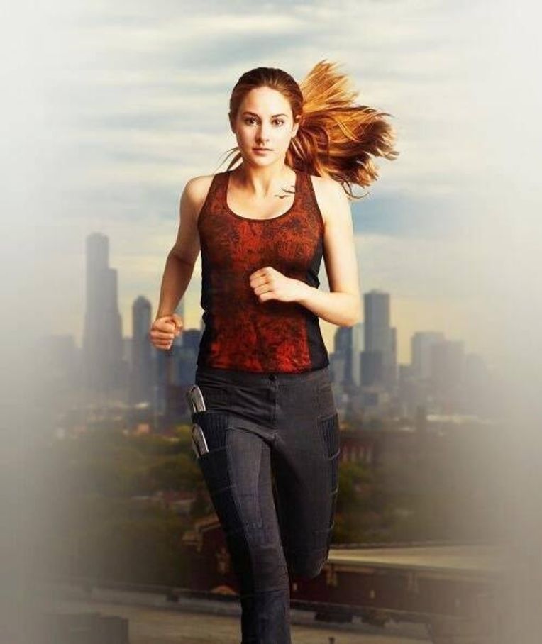 Tris Prior Divergent Full Body