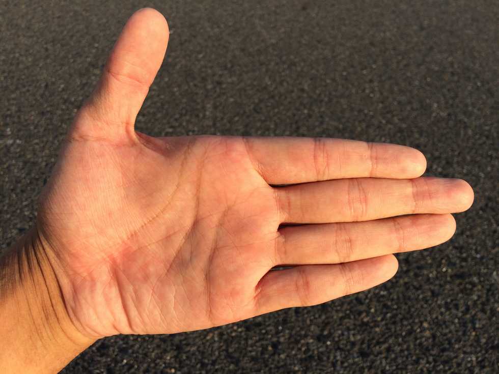 5 Small But Important Life Moments That Are Unique To Left-Handed ...