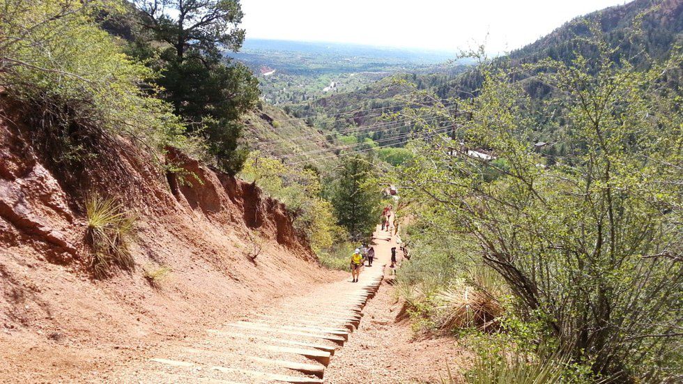 Tips For Surviving Your First Hike Up the Manitou Incline | The Odyssey ...