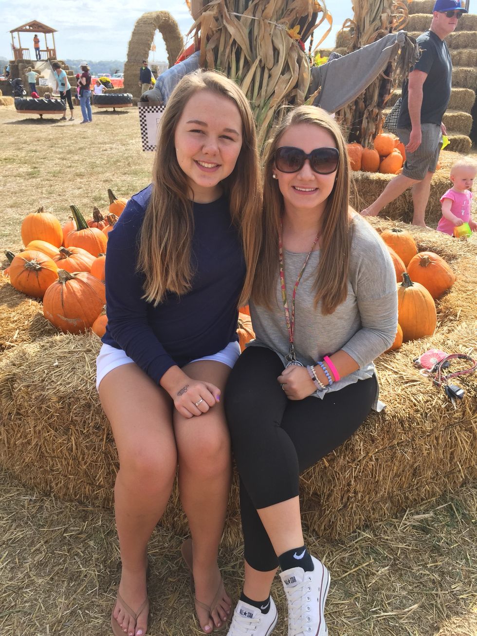 7 Reasons You Should Always Room With Your Best Friend | The Odyssey Online