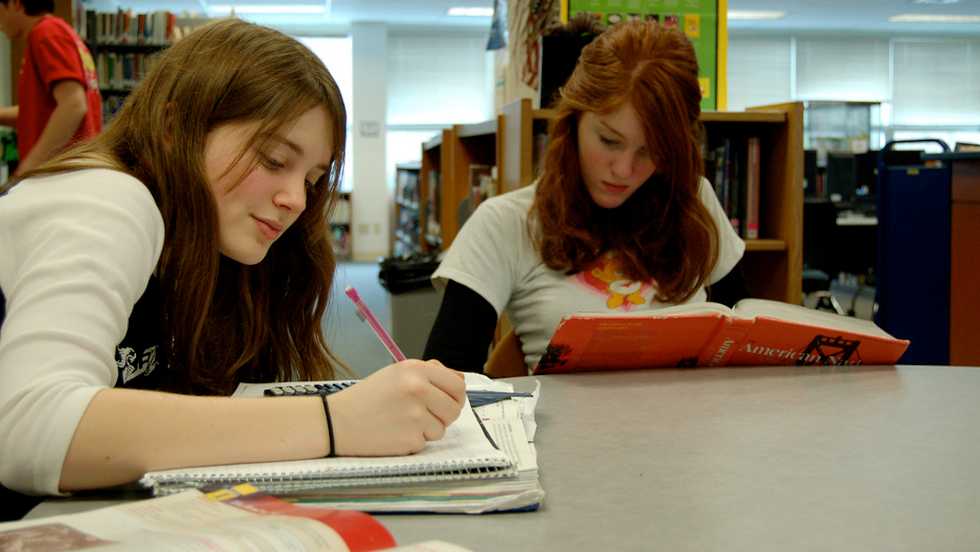 27 Things Students Would Rather Do Than Take Exams | The Odyssey Online