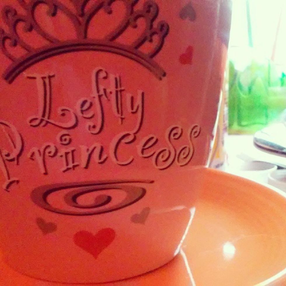 7 Struggles All Lefties Can Relate To | The Odyssey Online