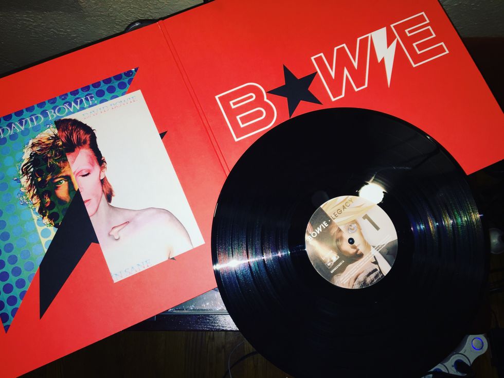 David Bowie, The King Of Glam Rock | The Odyssey Online