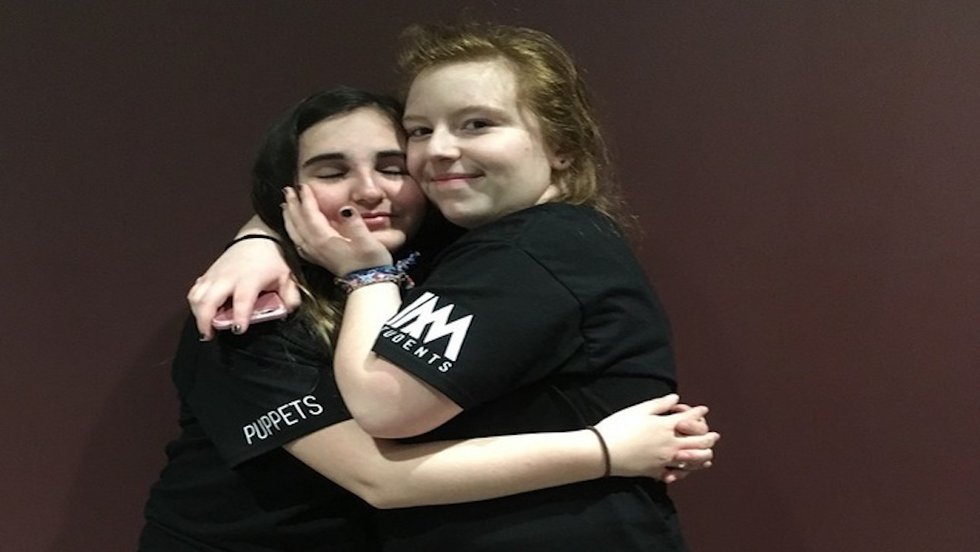 7 Reasons Your Clingy Friend Is Better Than Any Other Type Of Friend ...