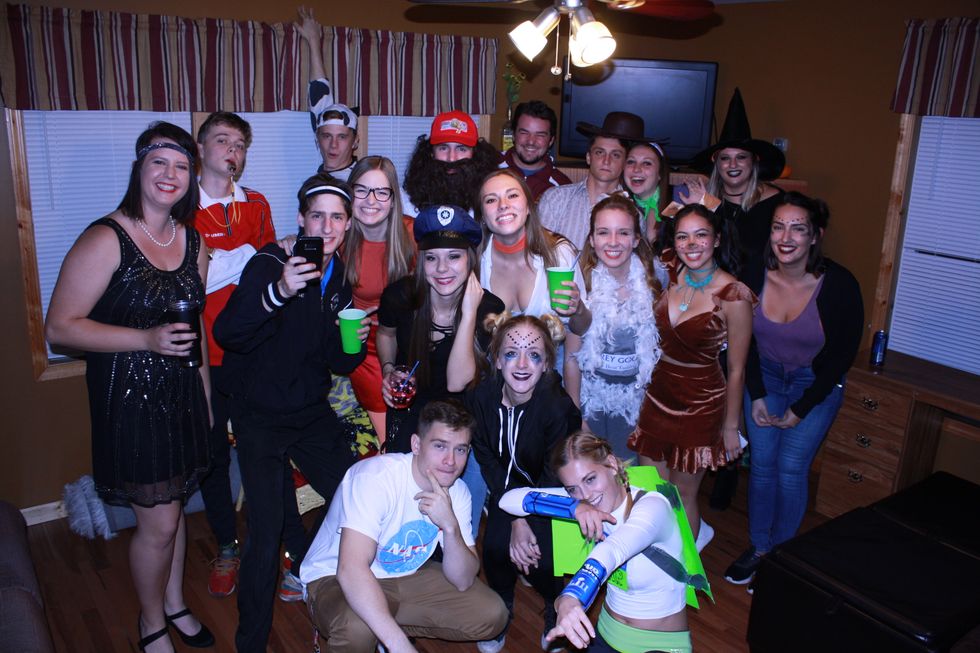 10 Steps To Throw A Kickass College Party | The Odyssey Online