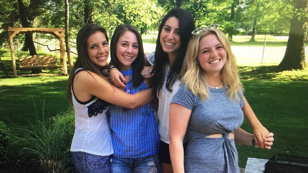 10 Messages That Pop Off In Your High School Besties Group Chat, Even ...