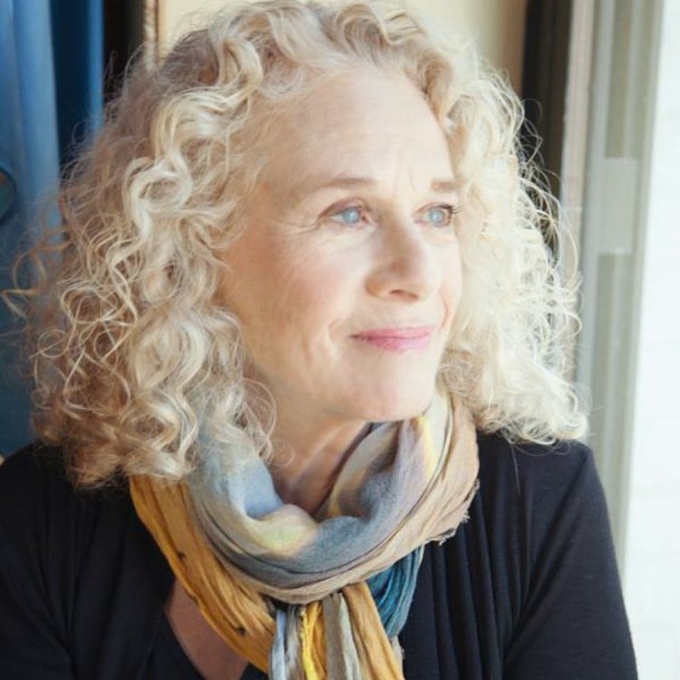 Carole King: The Story Of A Singer-Songwriting Legend | The Odyssey Online