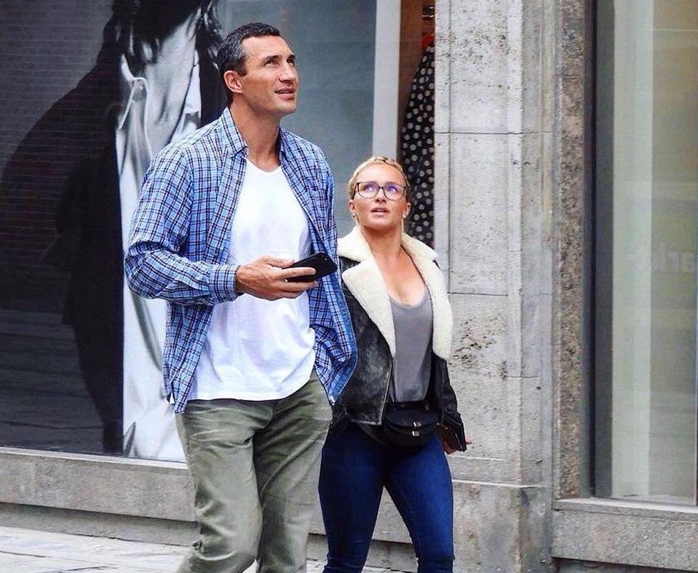 If You Swipe Left On Every Dude That Isn't 6 Foot, Don't Cry When Your ...