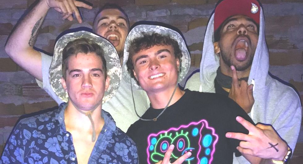 The 5 Indisputable Differences Between Dating Freshman Boys And Senior ...