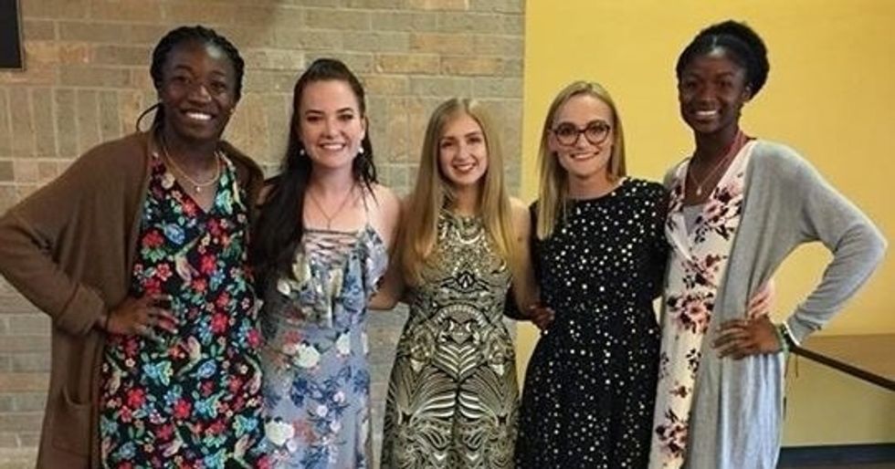 How To Deal With Being The Only Tall Girl In Your Friend Group | The ...