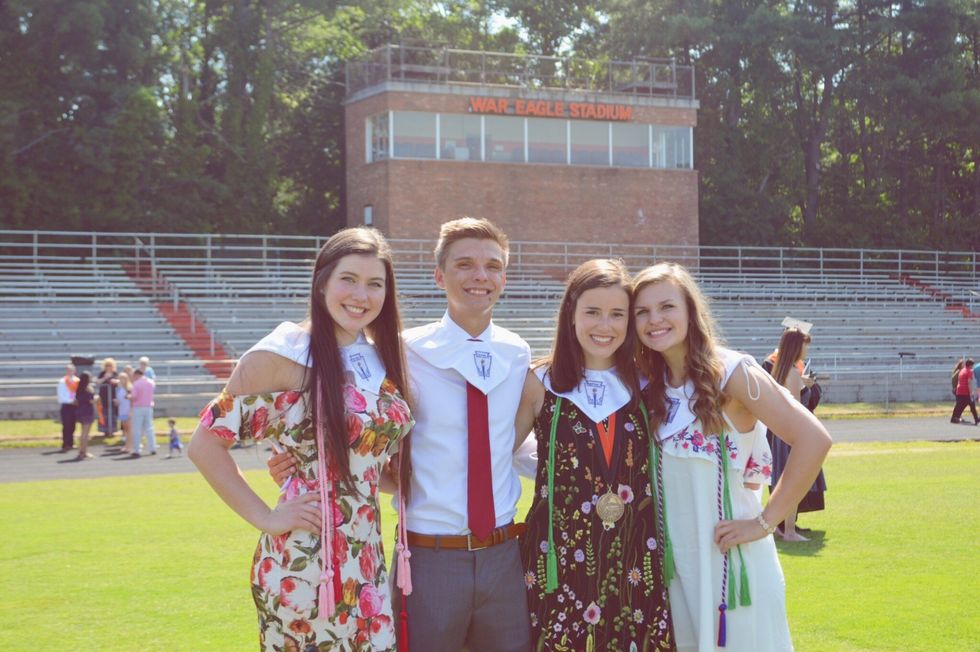 5 Reasons To Keep Those High School Friends Around | The Odyssey Online