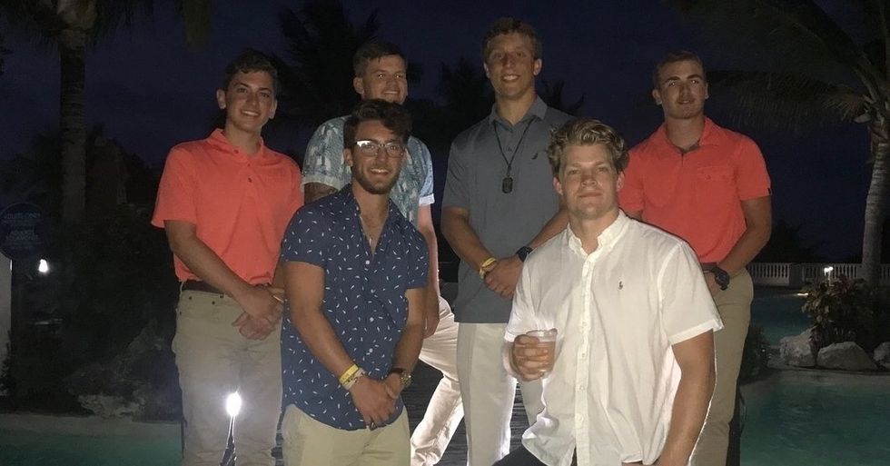 7 Friend Archetypes You'll Find In Each Friend Group, 100% Of The Time ...