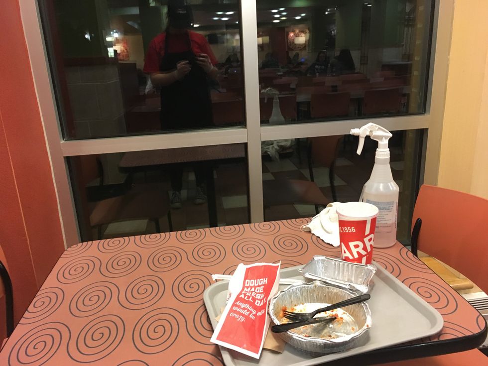 25 Things Every Customer At A Fast Food Place Should Follow | The ...