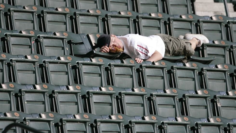 Bored Sports Fans | The Odyssey Online